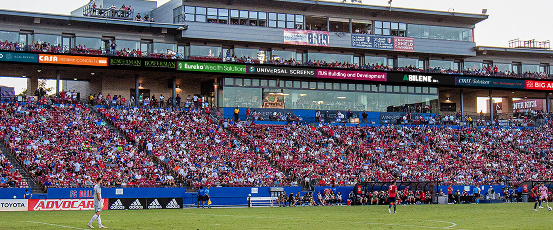 FC Dallas - Universal Screens Patio Shades